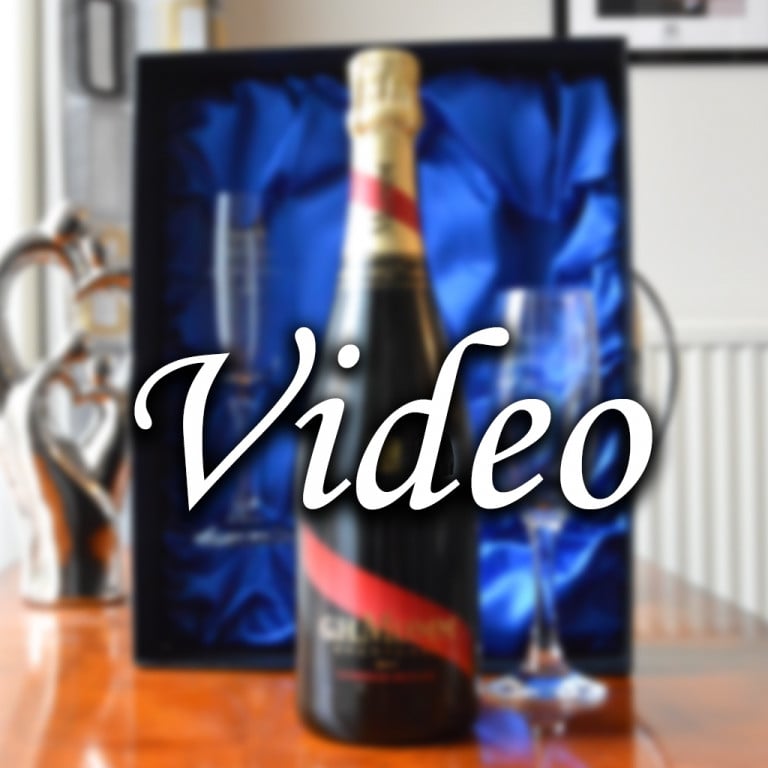 Mumm Champagne Gift Set with Champagne Flutes - GiftsOnline4U