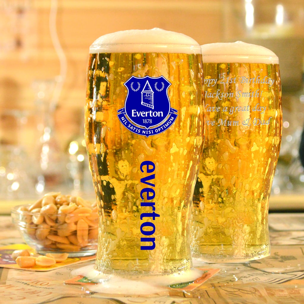 Buy Personalised Everton Pint Glass Gift | GiftsOnline4U